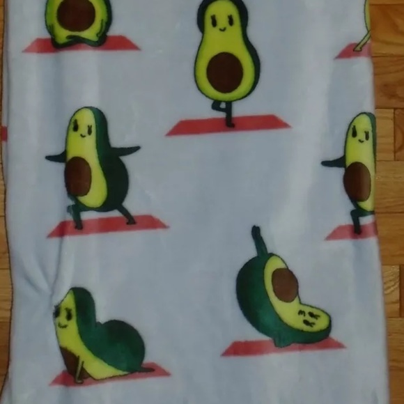 Envogue | Bedding | Envouge Avocado Plush Blanket Oversized Throw ...